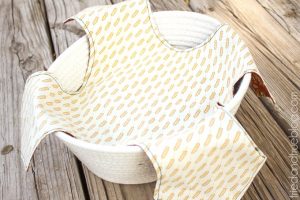 Fabric Napkin Bread Warmer with FREE pattern! - Tried & True Creative