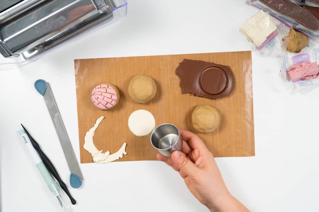 How to Make Cute Concha Pattern Weights: A Polymer Clay Tutorial